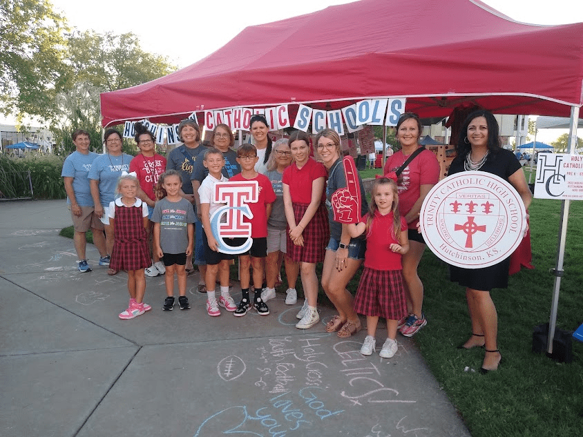 Third Thursday Reno County School Spirit Night – The Hutchinson Tribune