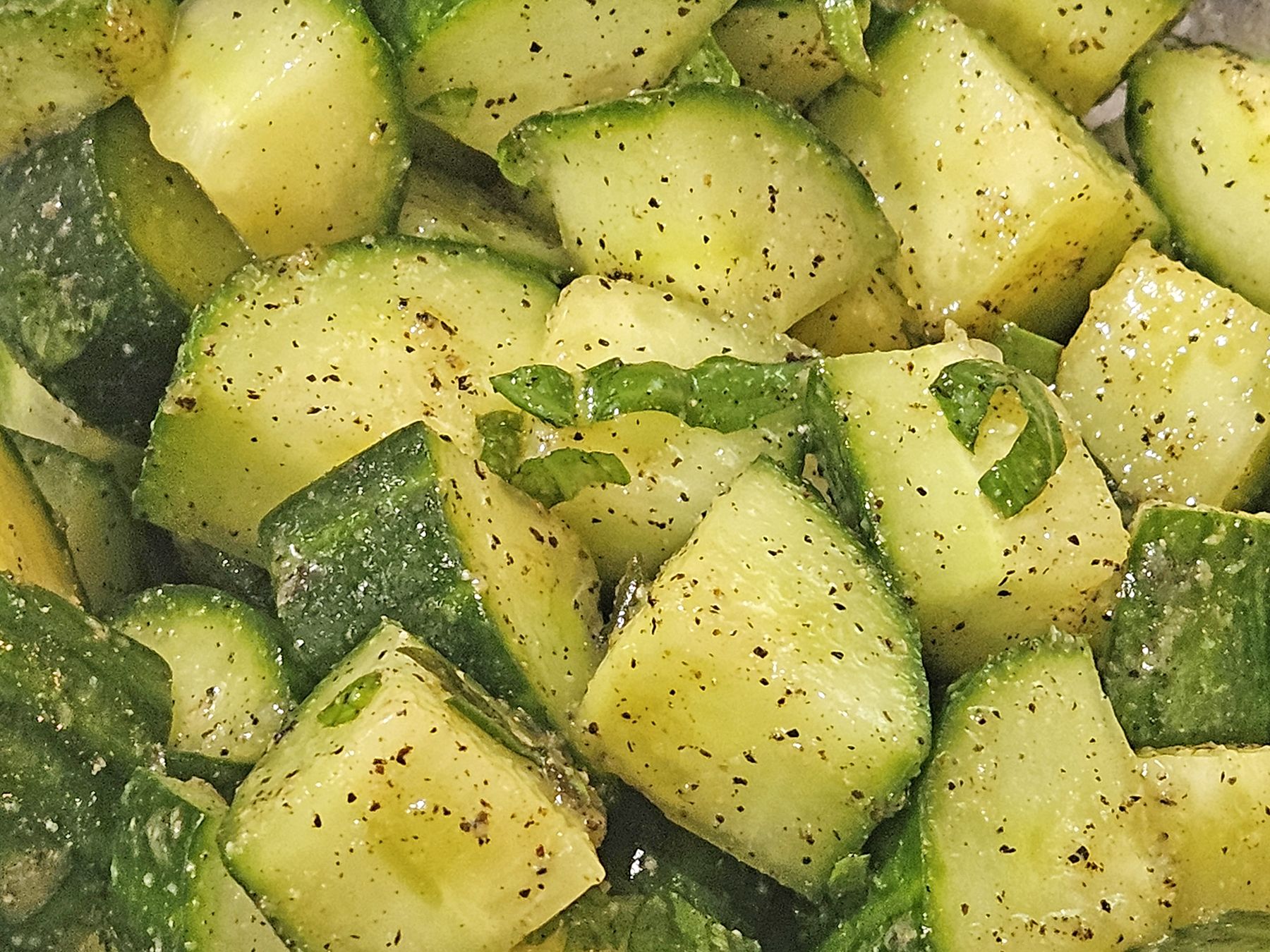 Here’s a fresh summer salad that is right on ‘cue-cumber’ – The ...