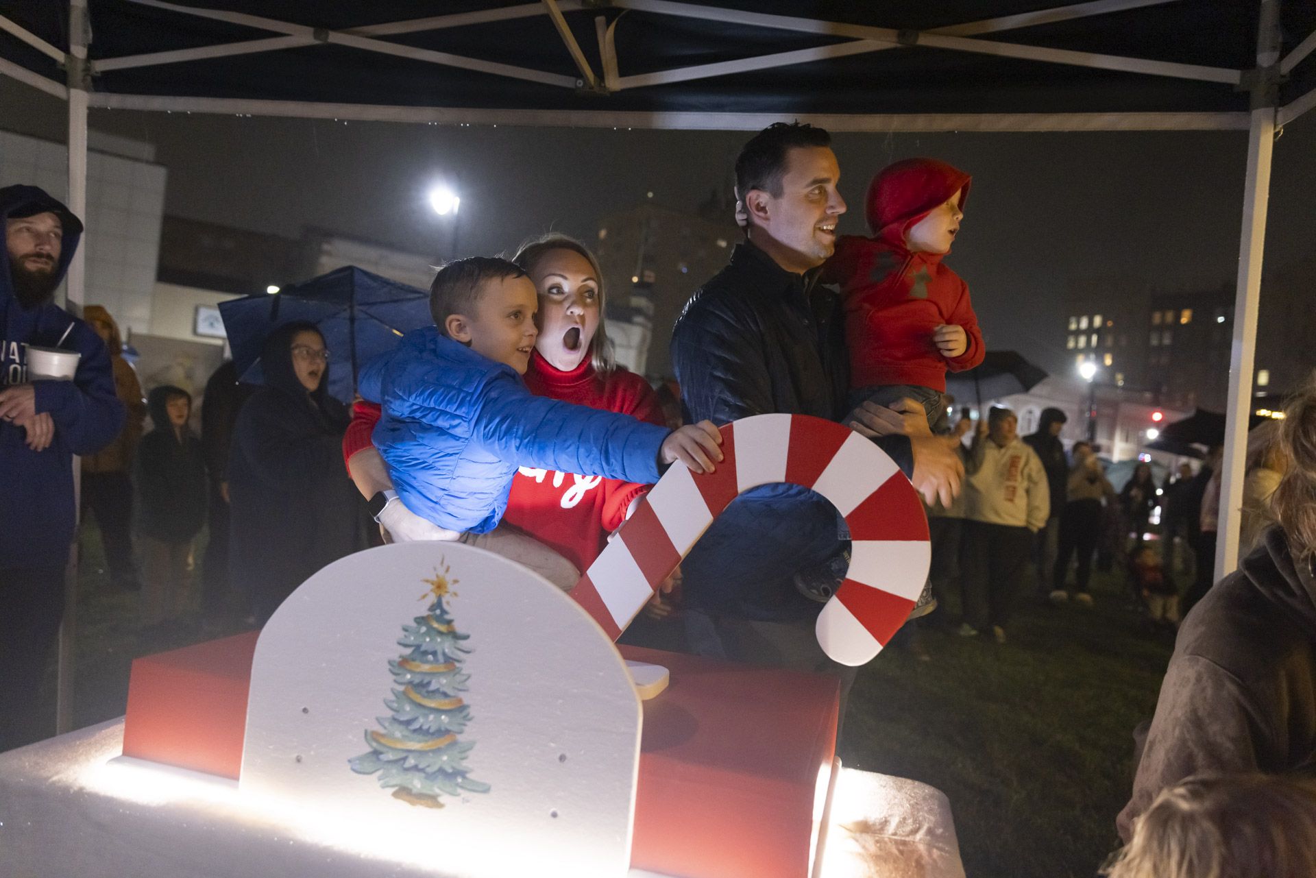 GALLERY: Third Thursday lights up Downtown for Christmas – The ...